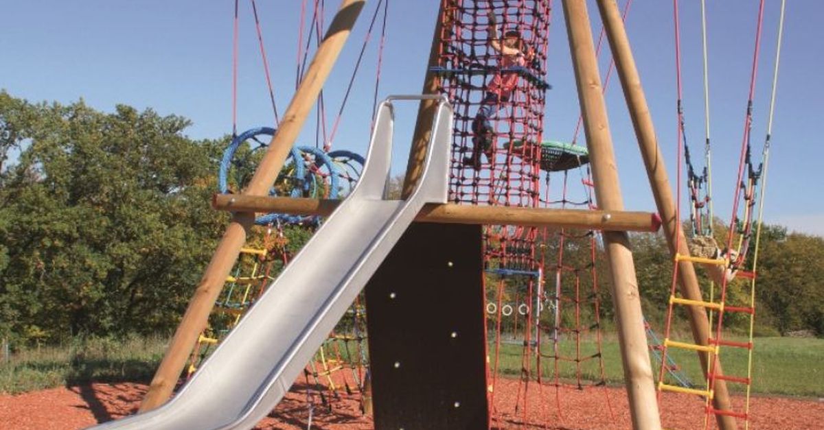 Commercial Playground Equipment UK | Design, Supply, Install | Huck ...
